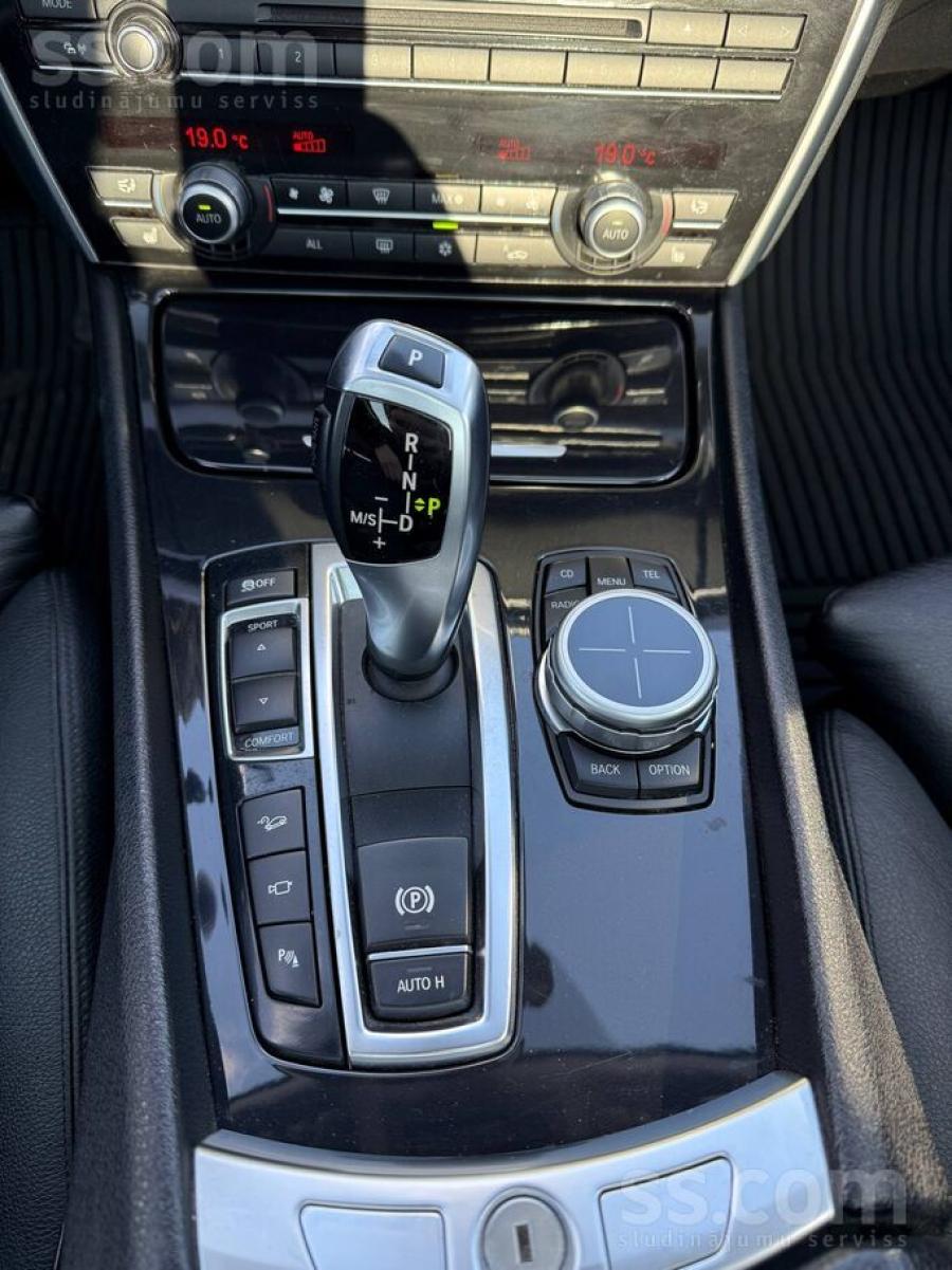 Pelēks BMW 530 2012 Rīga, ar dzinēja tilpumu 3.00 L un nobraukumu 281 tūkst. km par 10200 €, foto 17 vietnē AUTOMOTO.COM.LV
