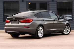 Grey BMW 530 2014 in Jelgava, with an engine capacity of 3.00 L and mileage of 250 thousand km for 16950 €, photo 5 on AUTOMOTO.COM.LV
