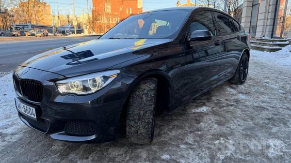 Grey BMW 530 2015 in Riga, with an engine capacity of 3.00 L and mileage of 189 thousand km for 18600 €, photo 2 on AUTOMOTO.COM.LV