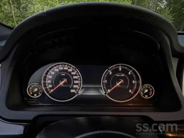 Pelēks BMW 530 2015 Ogre, ar dzinēja tilpumu 3.00 L un nobraukumu 327 tūkst. km par 13700 €, foto 8 vietnē AUTOMOTO.COM.LV