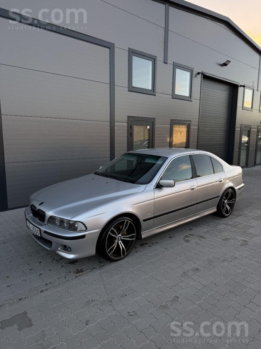 Pelēks BMW 530 2001 Liepāja, ar dzinēja tilpumu 3.00 L un nobraukumu 413 tūkst. km par 2550 €, foto 4 vietnē AUTOMOTO.COM.LV