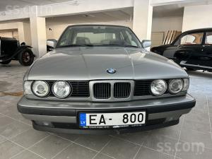 Серый БМВ 530 1989 в Талси, объемом двигателя 3.00 л и пробегом 235 тыс. км за 7900 €, фото  на AUTOMOTO.COM.LV
