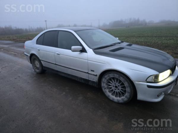 Grey BMW 530 1999 in Ludza, with an engine capacity of 3.00 L and mileage of 408 thousand km for 1900 €, photo 3 on AUTOMOTO.COM.LV