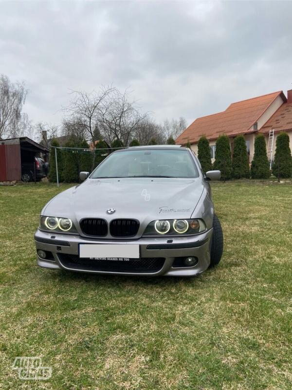 Pelēks BMW 530 1999 Šalčininkai, ar dzinēja tilpumu 3.00 L un nobraukumu 438 tūkst. km par 2550 €, foto 1 vietnē AUTOMOTO.COM.LV