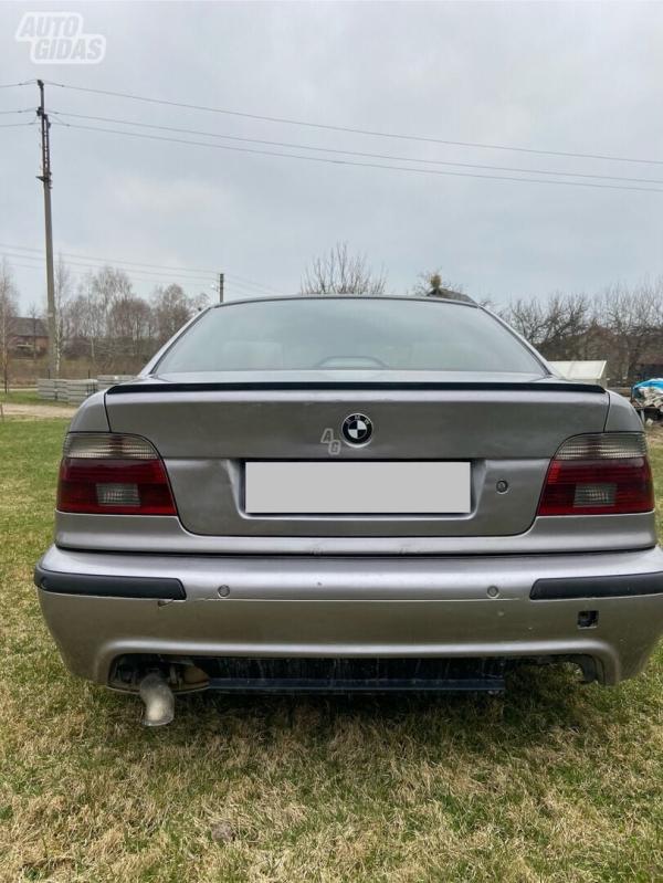 Pelēks BMW 530 1999 Šalčininkai, ar dzinēja tilpumu 3.00 L un nobraukumu 438 tūkst. km par 2550 €, foto 6 vietnē AUTOMOTO.COM.LV