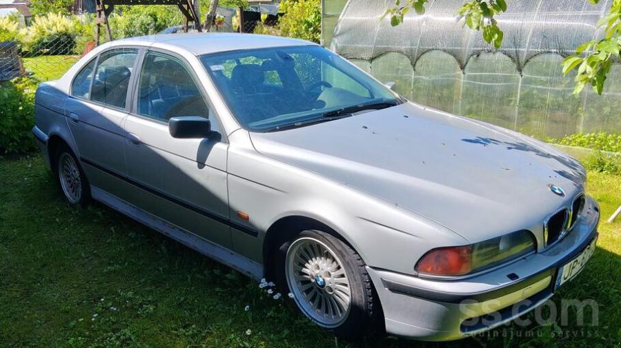 Grey BMW 530 1999 in Valmiera, with an engine capacity of 3.00 L and mileage of 308 thousand km for 1752 €, photo 6 on AUTOMOTO.COM.LV