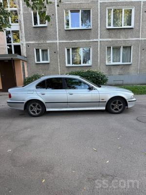 Grey BMW 530 1999 in Riga, with an engine capacity of 3.00 L and mileage of 404 thousand km for 1950 €, photo 12 on AUTOMOTO.COM.LV