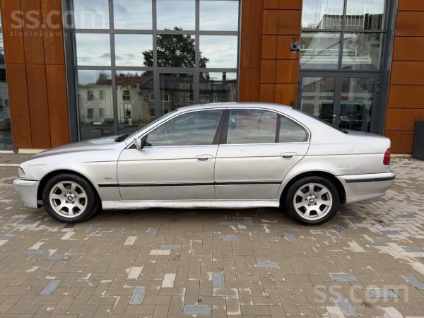 Pelēks BMW 530 1999 Cēsis, ar dzinēja tilpumu 3.00 L un nobraukumu 374 tūkst. km par 1750 €, foto 4 vietnē AUTOMOTO.COM.LV