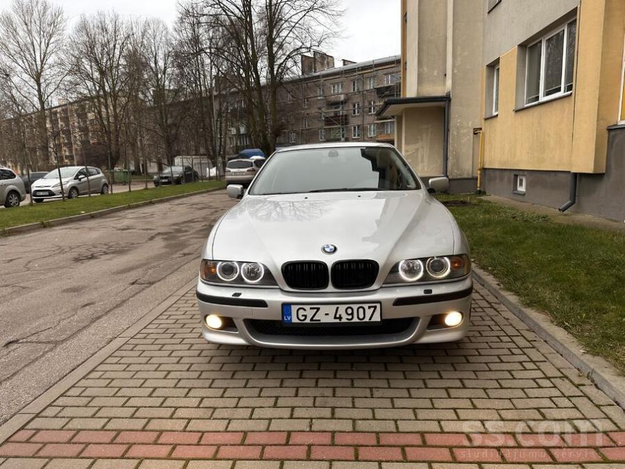 Pelēks BMW 530 2000 Liepāja, ar dzinēja tilpumu 3.00 L un nobraukumu 219 tūkst. km par 2900 €, foto 3 vietnē AUTOMOTO.COM.LV