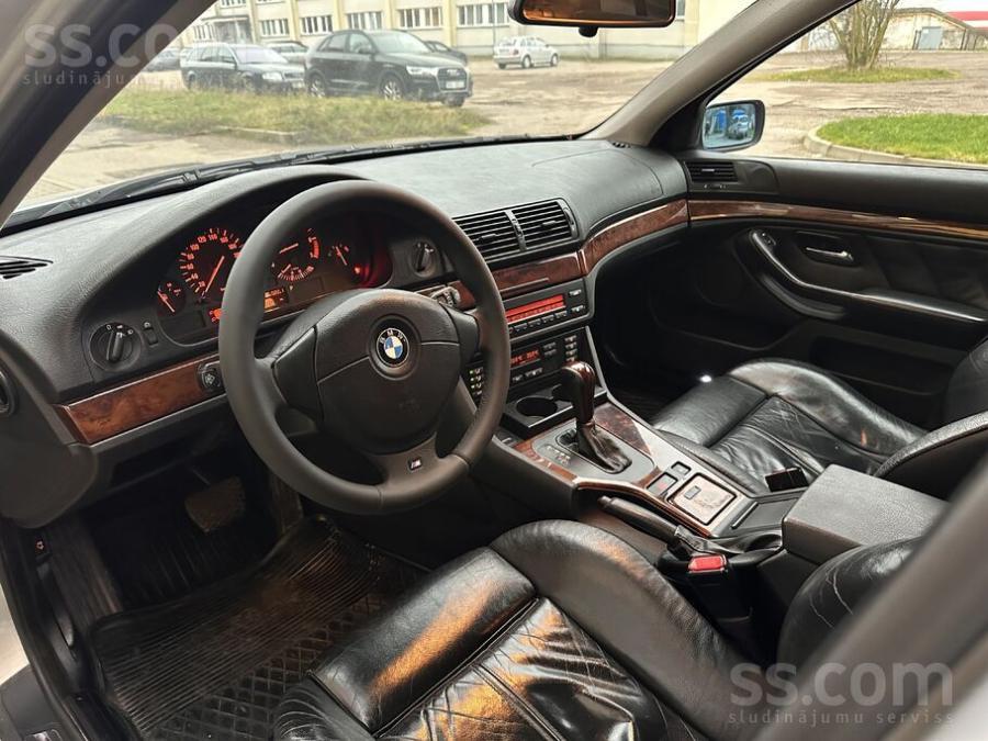 Pelēks BMW 530 2000 Liepāja, ar dzinēja tilpumu 3.00 L un nobraukumu 219 tūkst. km par 2900 €, foto 10 vietnē AUTOMOTO.COM.LV