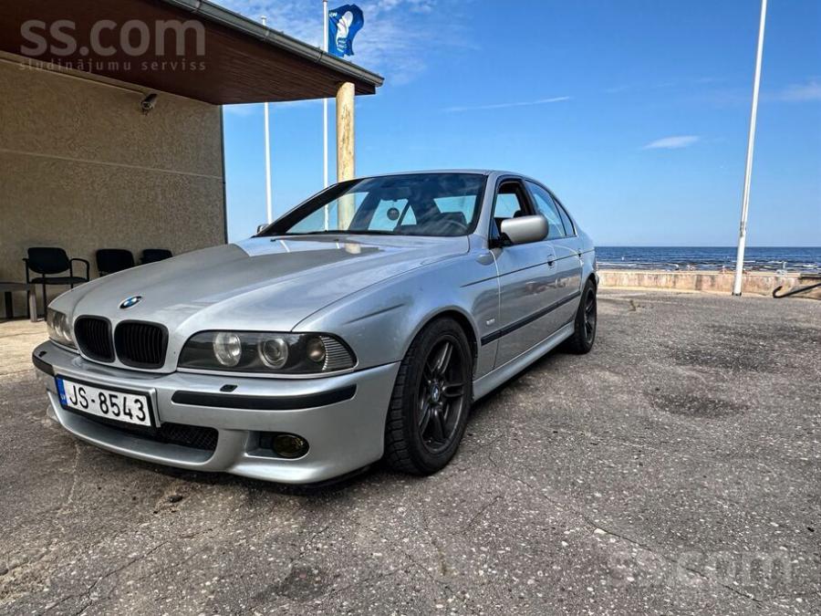 Grey BMW 530 2000 in Riga, with an engine capacity of 3.00 L and mileage of 576 thousand km for 4250 €, photo 3 on AUTOMOTO.COM.LV