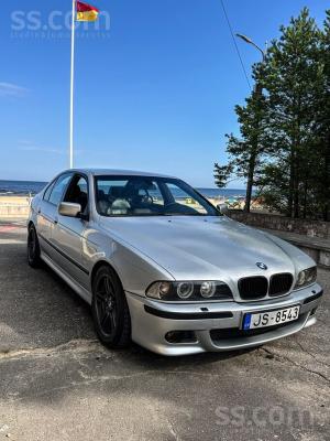 Grey BMW 530 2000 in Riga, with an engine capacity of 3.00 L and mileage of 576 thousand km for 4250 €, photo 4 on AUTOMOTO.COM.LV