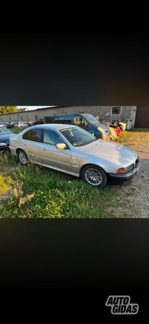 Grey BMW 530 2000 in Joniskis, with an engine capacity of 2.50 L and mileage of 387 thousand km for 850 €, photo 4 on AUTOMOTO.COM.LV