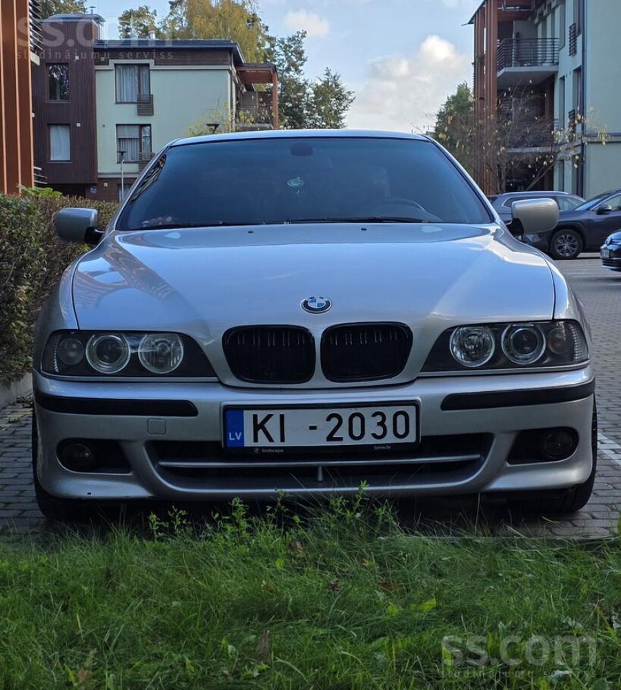 Grey BMW 530 2000 in Riga, with an engine capacity of 3.00 L and mileage of 487 thousand km for 4700 €, photo 3 on AUTOMOTO.COM.LV