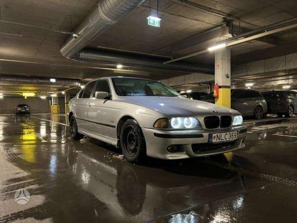 Grey BMW 530 2001 in Kaunas, with an engine capacity of 2.93 L and mileage of 400 thousand km for 2220 €, photo 3 on AUTOMOTO.COM.LV
