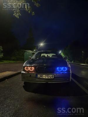 Grey BMW 530 2001 in Riga, with an engine capacity of 3.00 L and mileage of 301 thousand km for 1600 €, photo 6 on AUTOMOTO.COM.LV