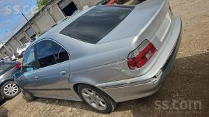 Pelēks BMW 530 2001 Rīga, ar dzinēja tilpumu 3.00 L un nobraukumu 400 tūkst. km par 1650 €, foto 4 vietnē AUTOMOTO.COM.LV