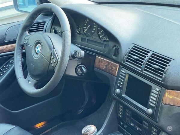 БМВ 530 2001 в Вильнюс на AUTOMOTO.COM.LV Серый БМВ 530 2001 в Вильнюс, объемом двигателя 2.93 л и пробегом 114 тыс. км за 6990 €, фото 8 на AUTOMOTO.COM.LV