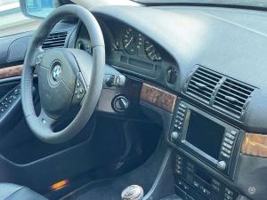 Pelēks BMW 530 2001 Viļņa, ar dzinēja tilpumu 2.93 L un nobraukumu 114 tūkst. km par 6990 €, foto 8 vietnē AUTOMOTO.COM.LV