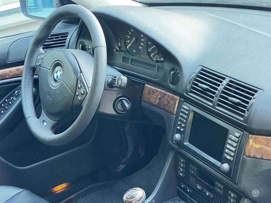 Pelēks BMW 530 2001 Viļņa, ar dzinēja tilpumu 2.93 L un nobraukumu 114 tūkst. km par 6990 €, foto 8 vietnē AUTOMOTO.COM.LV