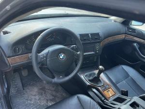 Pelēks BMW 530 2001 Viļņa, ar dzinēja tilpumu 2.93 L un nobraukumu 114 tūkst. km par 6990 €, foto 12 vietnē AUTOMOTO.COM.LV
