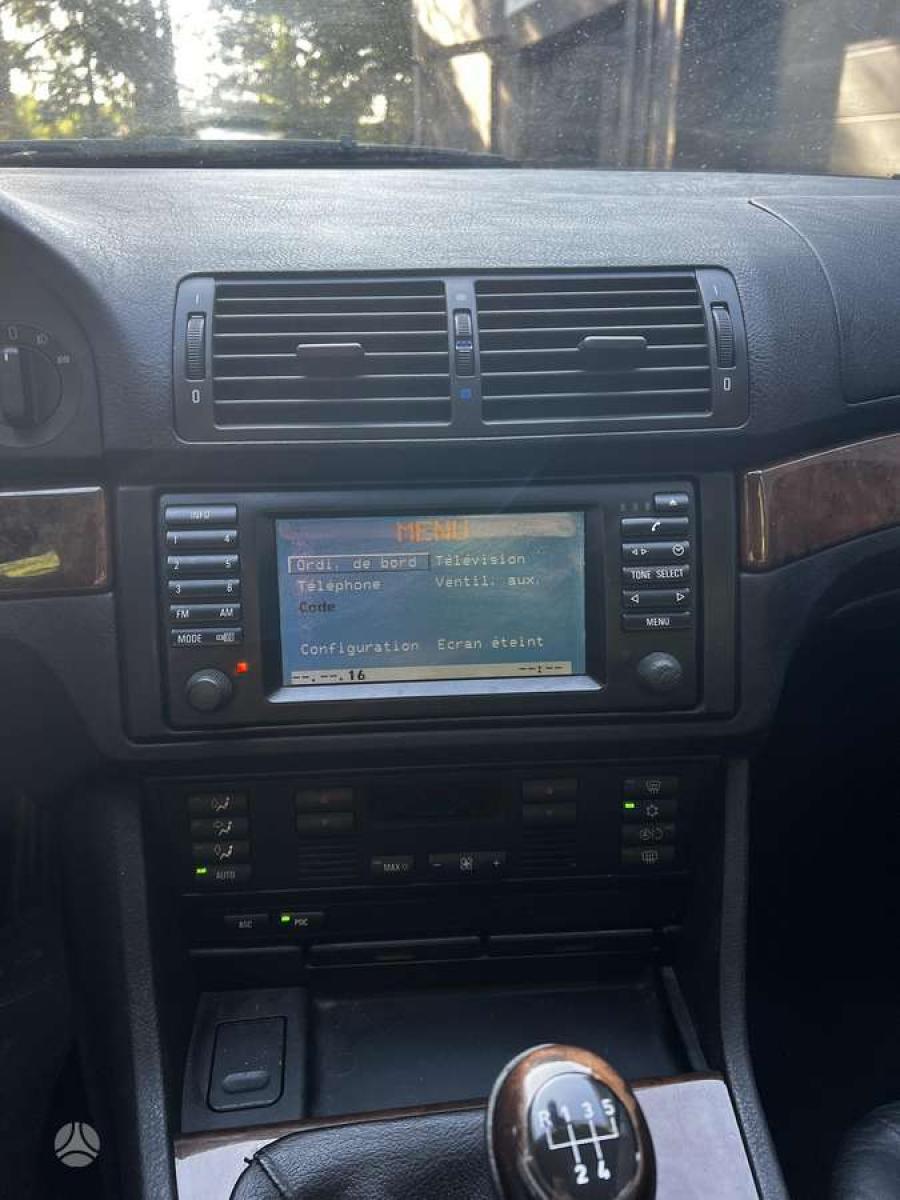 Pelēks BMW 530 2001 Viļņa, ar dzinēja tilpumu 2.93 L un nobraukumu 114 tūkst. km par 6990 €, foto 15 vietnē AUTOMOTO.COM.LV