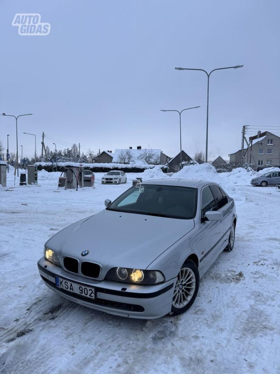 Grey BMW 530 2002 in Kretinga, with an engine capacity of 2.90 L and mileage of 389 thousand km for 1700 €, photo 3 on AUTOMOTO.COM.LV