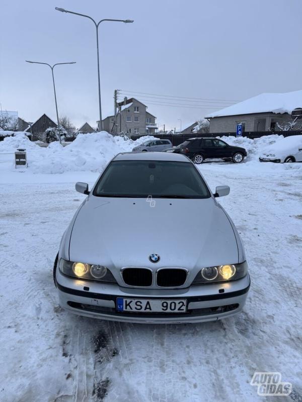 Grey BMW 530 2002 in Kretinga, with an engine capacity of 2.90 L and mileage of 389 thousand km for 1700 €, photo 6 on AUTOMOTO.COM.LV