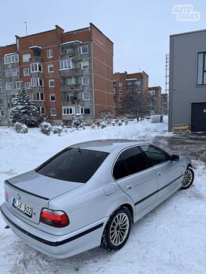 Grey BMW 530 2002 in Kretinga, with an engine capacity of 2.90 L and mileage of 389 thousand km for 1700 €, photo 8 on AUTOMOTO.COM.LV