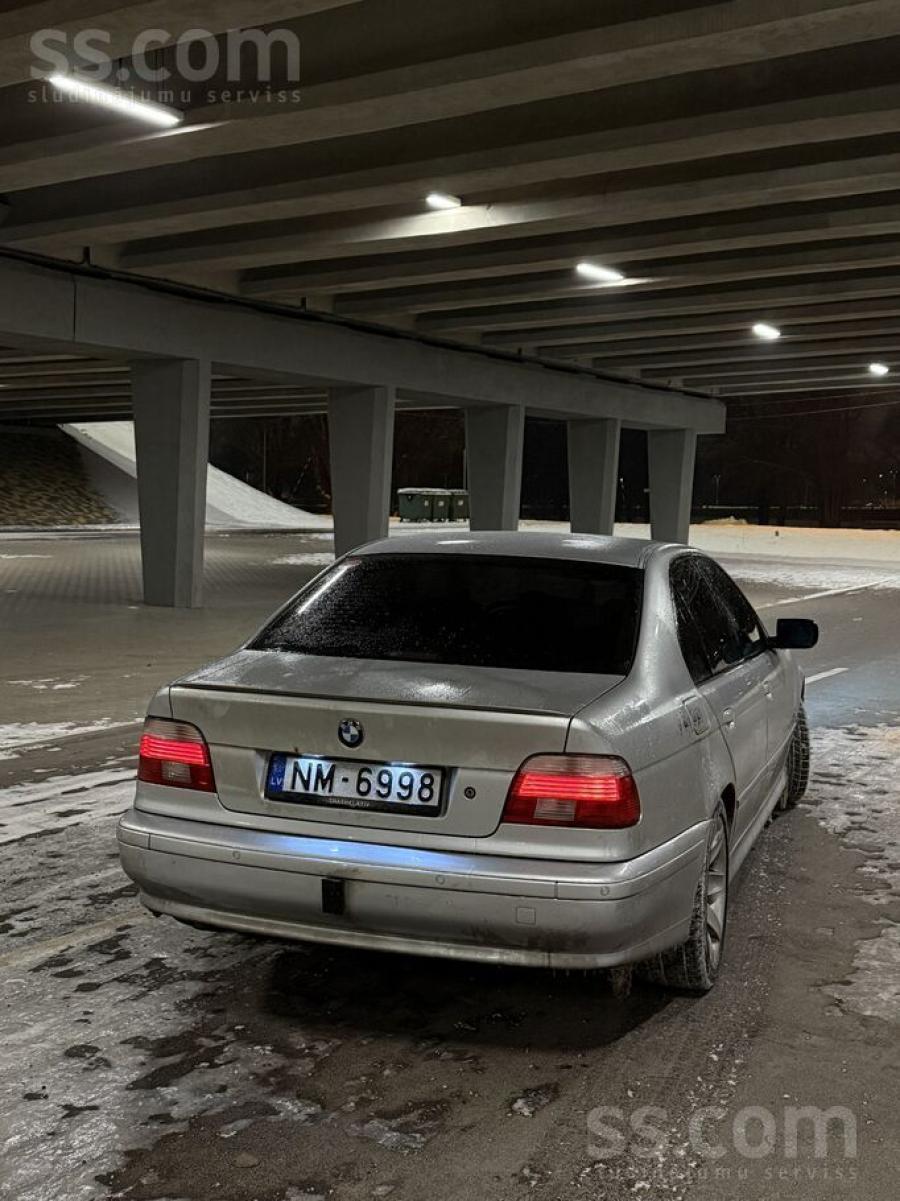 Grey BMW 530 2002 in Riga, with an engine capacity of 3.00 L and mileage of 328 thousand km for 2550 €, photo 2 on AUTOMOTO.COM.LV