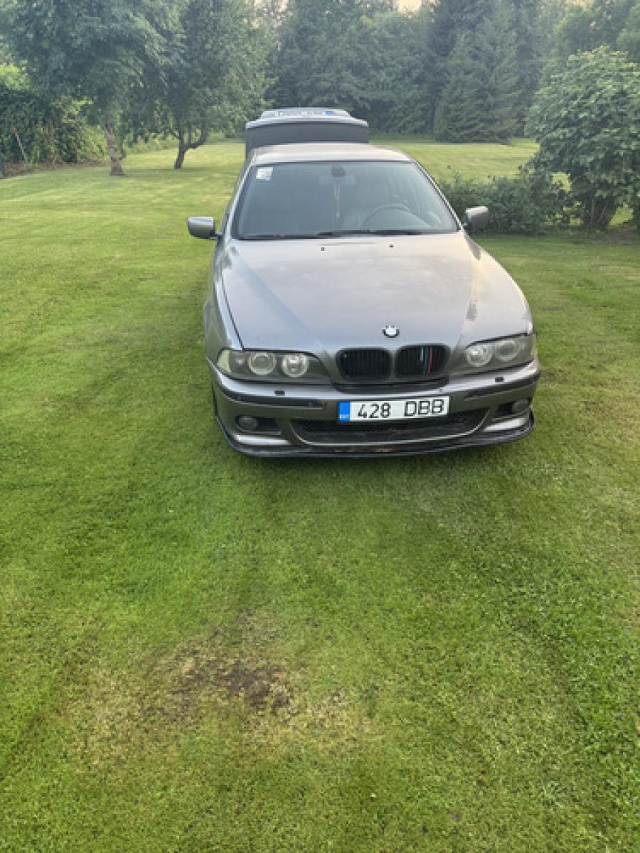 Pelēks BMW 530 2002 Tartu, ar dzinēja tilpumu 3.00 L un nobraukumu 395 tūkst. km par 1400 €, foto 4 vietnē AUTOMOTO.COM.LV