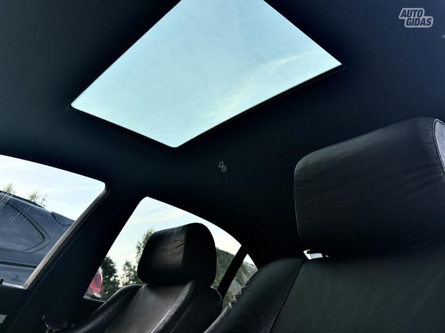 Grey BMW 530 2002 in Vilnius, with an engine capacity of 3.00 L and mileage of 318 thousand km for 2599 €, photo 12 on AUTOMOTO.COM.LV