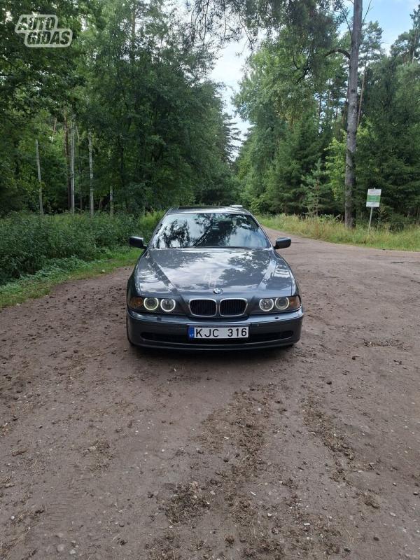 Grey BMW 530 2002 in Kaunas, with an engine capacity of 2.90 L and mileage of 432 thousand km for 1700 €, photo 1 on AUTOMOTO.COM.LV