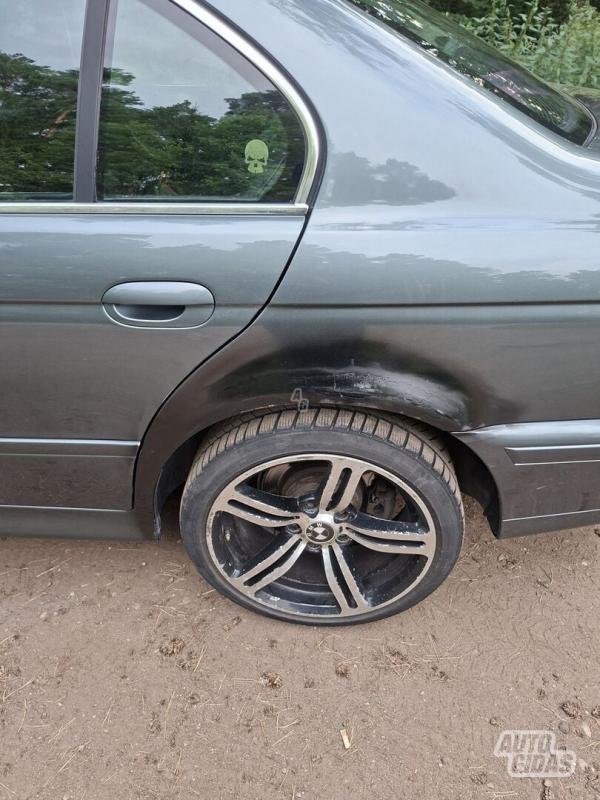 Grey BMW 530 2002 in Kaunas, with an engine capacity of 2.90 L and mileage of 432 thousand km for 1700 €, photo 5 on AUTOMOTO.COM.LV