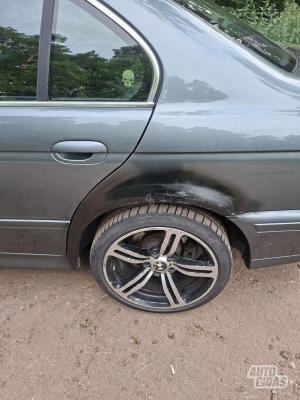 Grey BMW 530 2002 in Kaunas, with an engine capacity of 2.90 L and mileage of 432 thousand km for 1700 €, photo 6 on AUTOMOTO.COM.LV