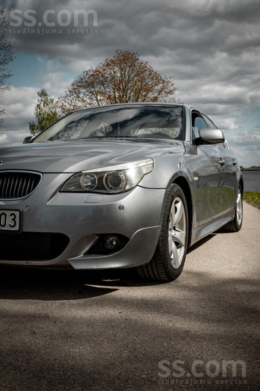 Grey BMW 530 2003 in Aizkraukle, with an engine capacity of 3.00 L and mileage of 422 thousand km for 3250 €, photo 3 on AUTOMOTO.COM.LV