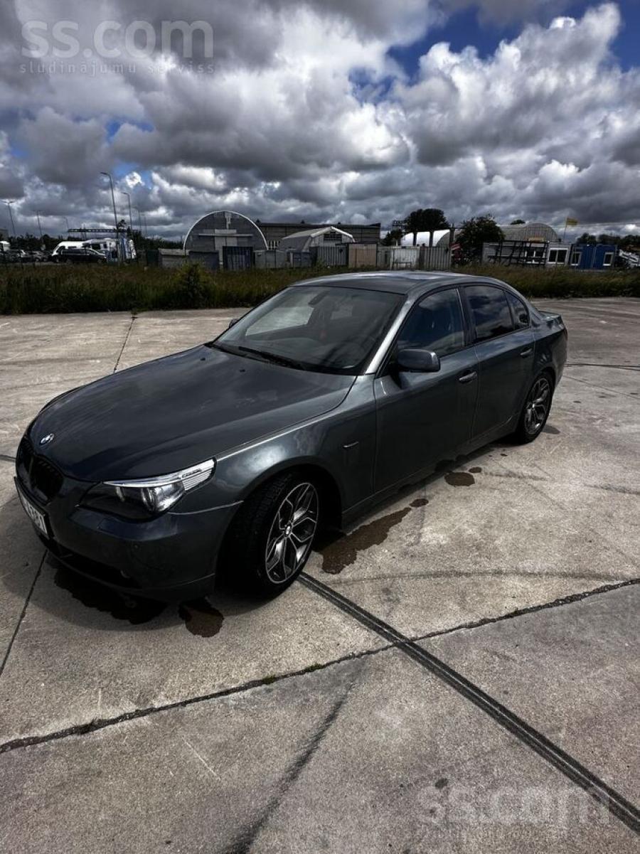 Grey BMW 530 2003 in Riga, with an engine capacity of 3.00 L and mileage of 0 thousand km for 2500 €, photo 3 on AUTOMOTO.COM.LV