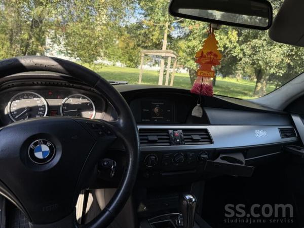 Pelēks BMW 530 2003 Rīga, ar dzinēja tilpumu 3.00 L un nobraukumu 486 tūkst. km par 3500 €, foto 4 vietnē AUTOMOTO.COM.LV