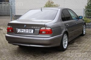 Grey BMW 530 2003 in Valmiera, with an engine capacity of 3.00 L and mileage of 390 thousand km for 3645 €, photo 5 on AUTOMOTO.COM.LV