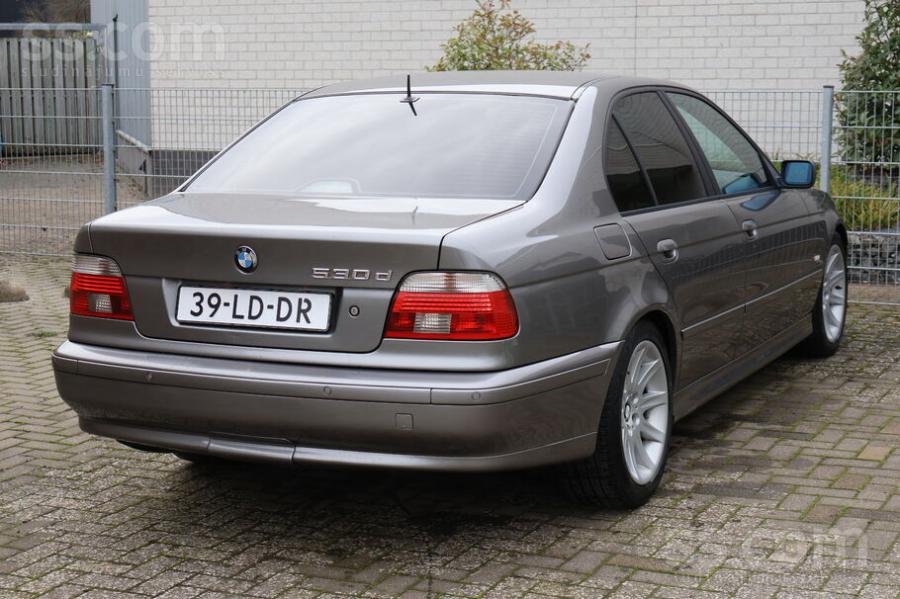 Grey BMW 530 2003 in Valmiera, with an engine capacity of 3.00 L and mileage of 390 thousand km for 3645 €, photo 5 on AUTOMOTO.COM.LV
