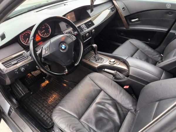 Pelēks BMW 530 2003 Klaipėda, ar dzinēja tilpumu 3.00 L un nobraukumu 360 tūkst. km par 2650 €, foto 5 vietnē AUTOMOTO.COM.LV