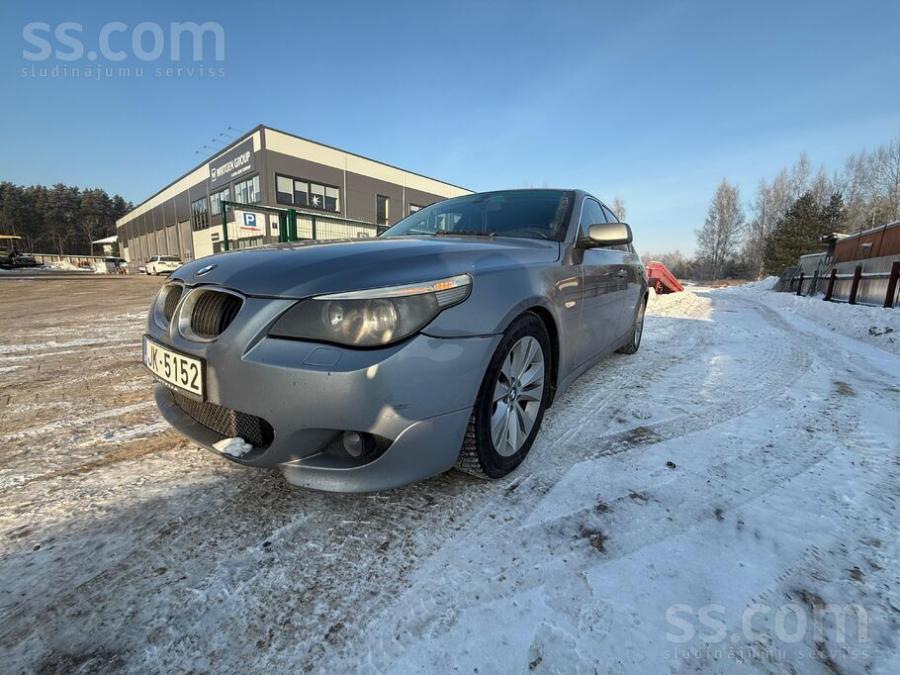 Pelēks BMW 530 2003 Rīga, ar dzinēja tilpumu 3.00 L un nobraukumu 400 tūkst. km par 2700 €, foto 1 vietnē AUTOMOTO.COM.LV