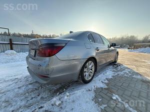 Pelēks BMW 530 2003 Rīga, ar dzinēja tilpumu 3.00 L un nobraukumu 400 tūkst. km par 2700 €, foto 5 vietnē AUTOMOTO.COM.LV