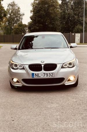 Grey BMW 530 2003 in Jelgava, with an engine capacity of 3.00 L and mileage of 400 thousand km for 4000 €, photo  on AUTOMOTO.COM.LV
