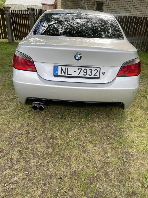 Pelēks BMW 530 2003 Jelgava, ar dzinēja tilpumu 3.00 L un nobraukumu 400 tūkst. km par 4000 €, foto 4 vietnē AUTOMOTO.COM.LV
