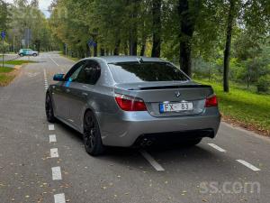 Grey BMW 530 2003 in Riga, with an engine capacity of 3.00 L and mileage of 294 thousand km for 6800 €, photo 4 on AUTOMOTO.COM.LV