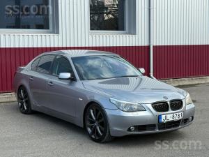 Pelēks BMW 530 2003 Rīga, ar dzinēja tilpumu 3.00 L un nobraukumu 0 tūkst. km par 2990 €, foto  vietnē AUTOMOTO.COM.LV