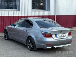 Grey BMW 530 2003 in Riga, with an engine capacity of 3.00 L and mileage of 0 thousand km for 2990 €, photo 4 on AUTOMOTO.COM.LV