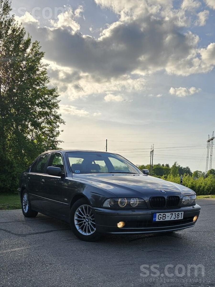 Pelēks BMW 530 2003 Jelgava, ar dzinēja tilpumu 3.00 L un nobraukumu 255 tūkst. km par 3600 €, foto 1 vietnē AUTOMOTO.COM.LV