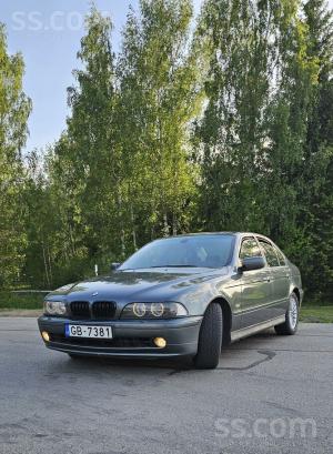 Pelēks BMW 530 2003 Jelgava, ar dzinēja tilpumu 3.00 L un nobraukumu 255 tūkst. km par 3600 €, foto 3 vietnē AUTOMOTO.COM.LV